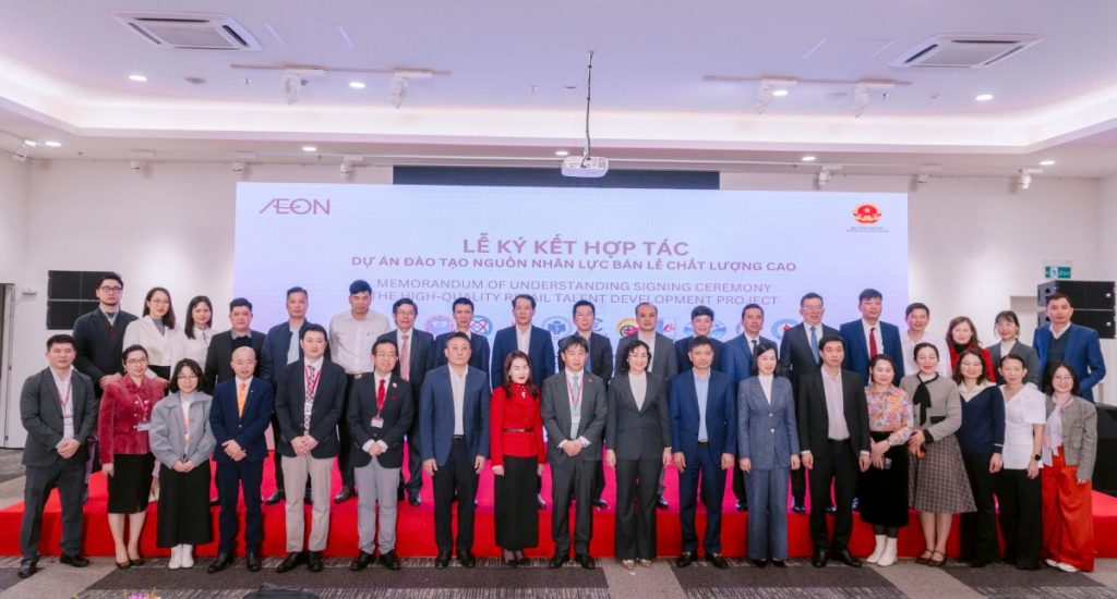 Lễ ký kết hợp tác giữa trường Cao đẳng Bách Khoa và AEON Việt Nam ...